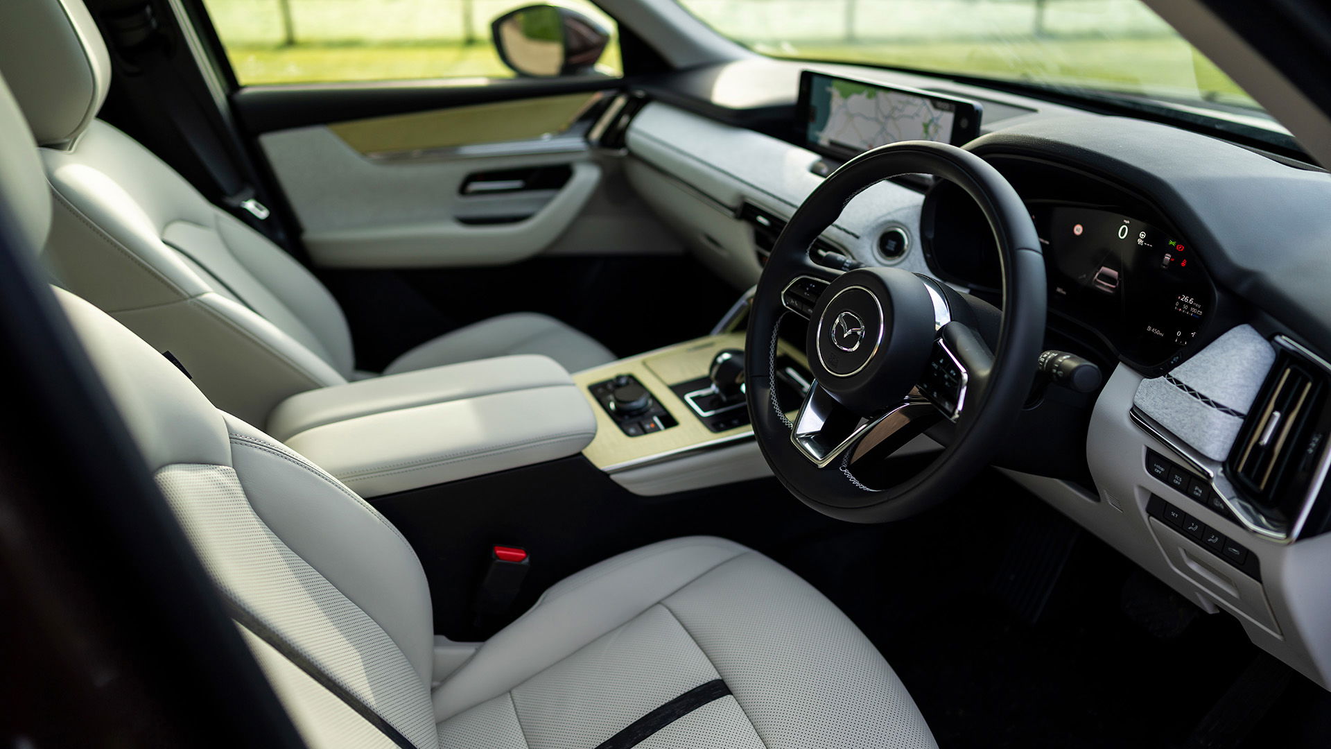 2025 Mazda CX-80 Revue: un retour à bien des bonnes manières, certains ...