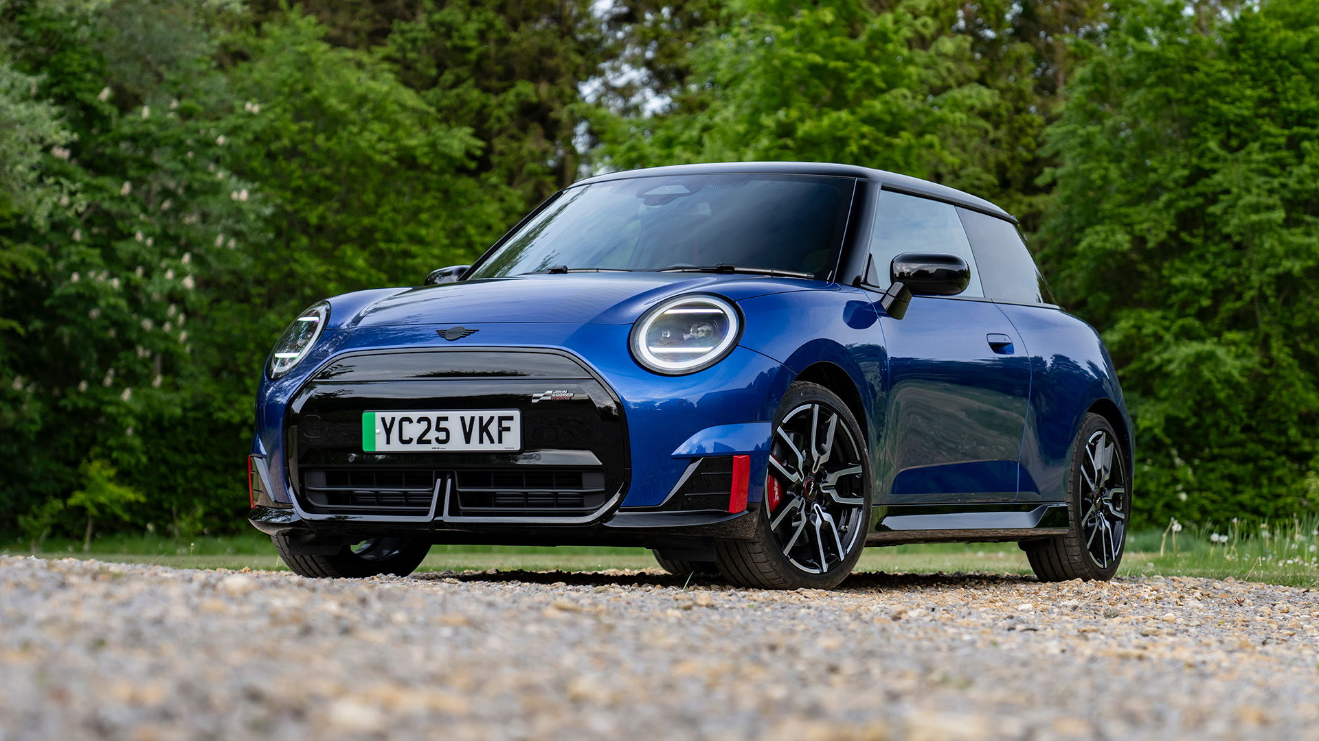 2025 MINI John Cooper Works Electric Review: Sentiments mitigés ...