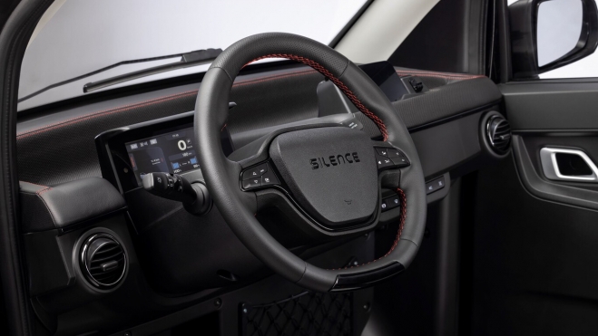 Il coûte 8 800 € et est fabriqué en Espagne, mais c'est Nissan qui vend ...