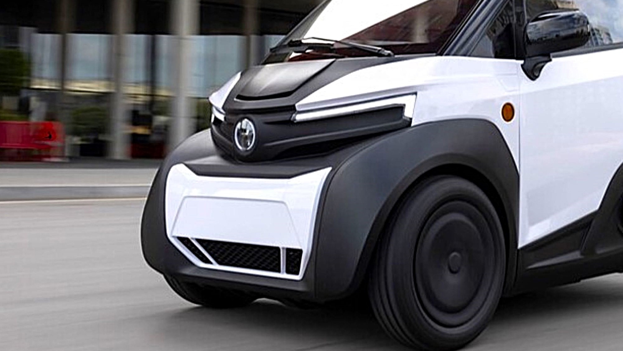 Il coûte 8 800 € et est fabriqué en Espagne, mais c'est Nissan qui vend ...