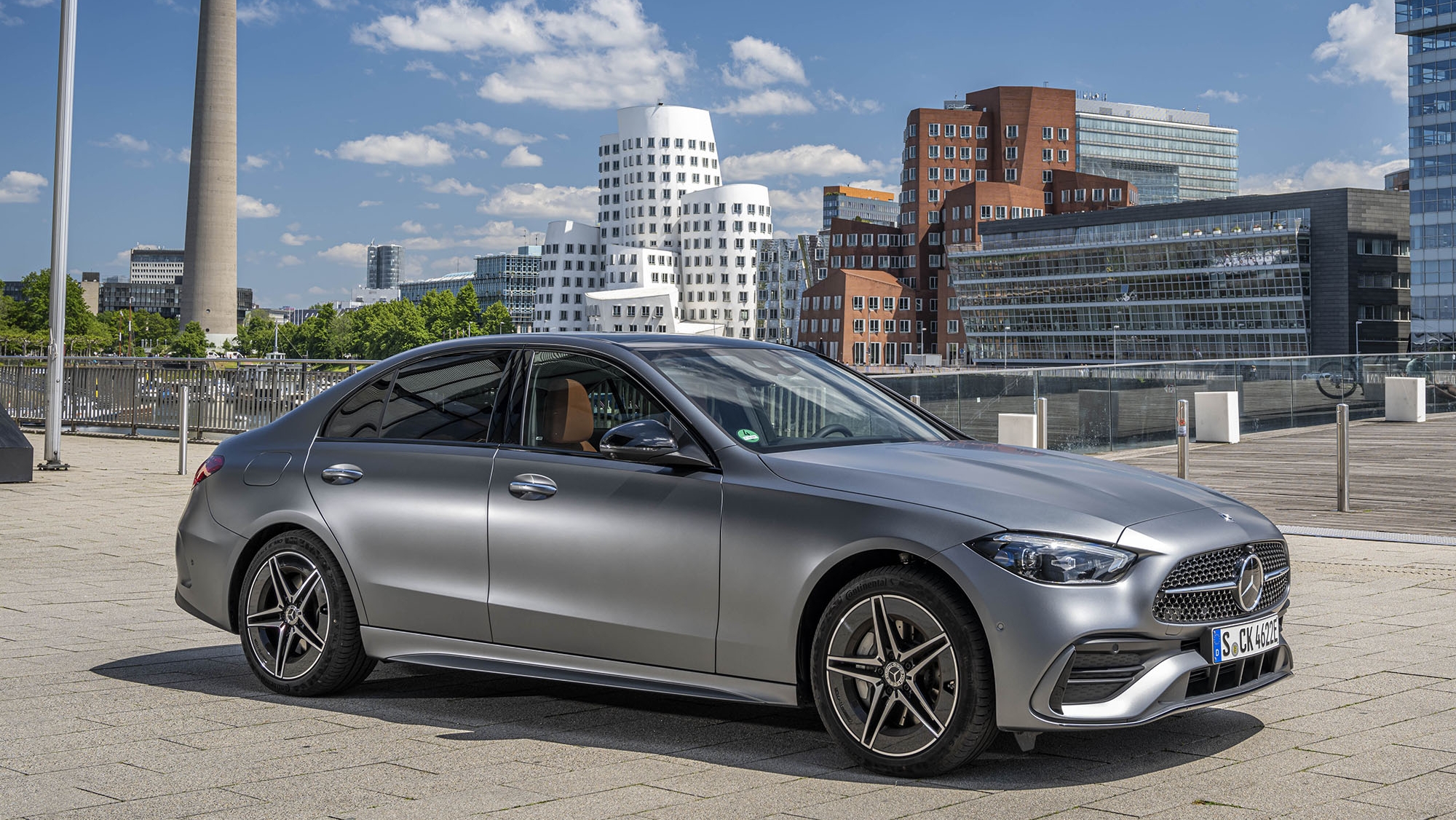 Cette voiture hybride plug -in est toujours | trajetalacarte.com