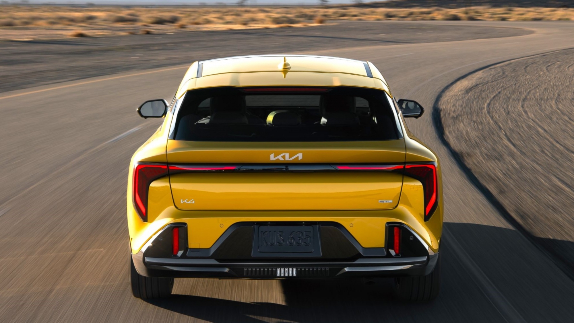KIA lancera une rivale à la Toyota Corolla avec un moteur essence et ...